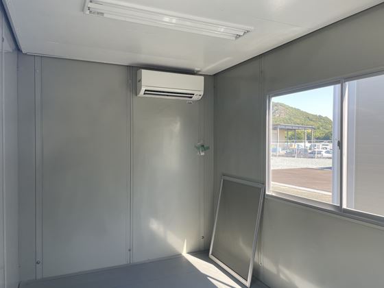 中古2.83坪[CT-41J AC付 ストーングレー]熊本北展示場(熊本県)｜ユニットハウス・プレハブ・コンテナハウスの三協フロンテア