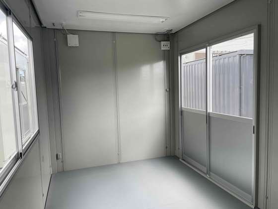 中古2.83坪[CT-41J AC付 ストーングレー]熊本北展示場(熊本県)｜ユニットハウス・プレハブ・コンテナハウスの三協フロンテア