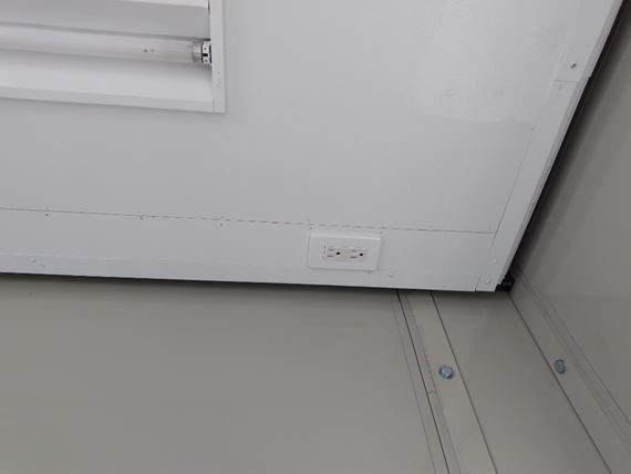 2.17坪[CT-32J 標準色]小美玉展示場(茨城県)｜ユニットハウス・プレハブ・コンテナハウスの三協フロンテア