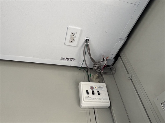 中古2.16坪[CT-32J 標準色]小美玉展示場(茨城県)｜ユニットハウス・プレハブ・コンテナハウスの三協フロンテア