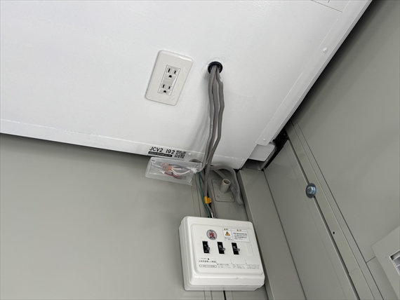 中古2.16坪[CT-32J ストーングレイ]小美玉展示場(茨城県)｜ユニットハウス・プレハブ・コンテナハウスの三協フロンテア