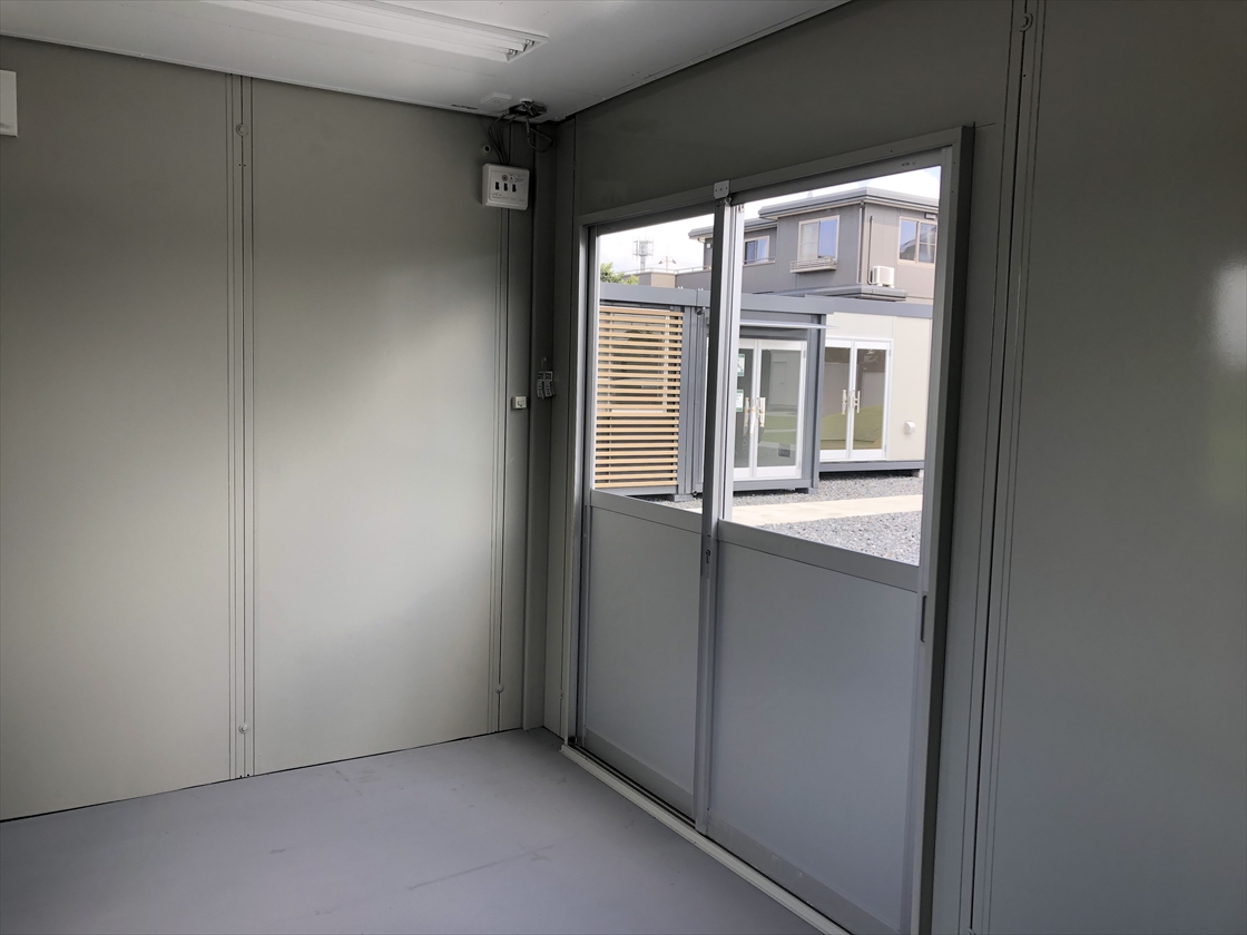 中古2.84坪[CT-41J AC付 標準色]小山展示場(栃木県)｜ユニットハウス・プレハブ・コンテナハウスの三協フロンテア