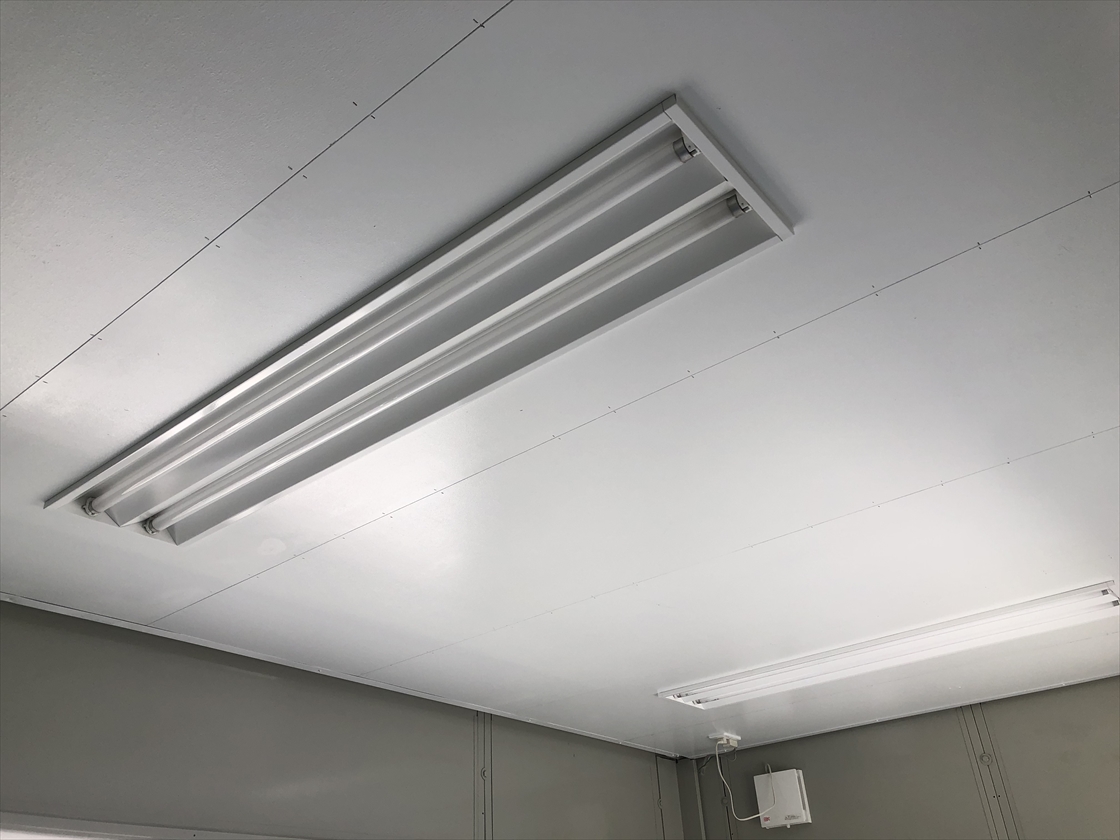 中古2.84坪[CT-41J AC付 標準色]小山展示場(栃木県)｜ユニットハウス・プレハブ・コンテナハウスの三協フロンテア