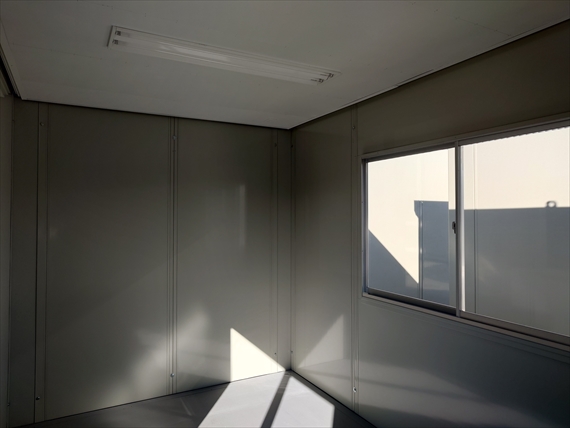 中古2.83坪[CT-41J 標準色]小山展示場(栃木県)｜ユニットハウス・プレハブ・コンテナハウスの三協フロンテア