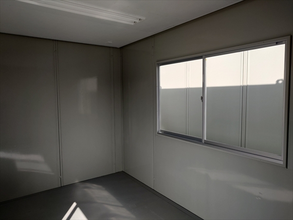 中古2.83坪[CT-41J 標準色]小山展示場(栃木県)｜ユニットハウス・プレハブ・コンテナハウスの三協フロンテア