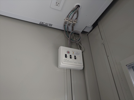 中古2.16坪[CT-32J AC付 標準色]小山展示場(栃木県)｜ユニットハウス・プレハブ・コンテナハウスの三協フロンテア